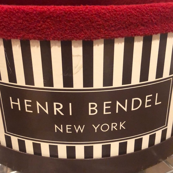 henri bendel | Bags | Henri Bendel Hat Box | Poshmark
